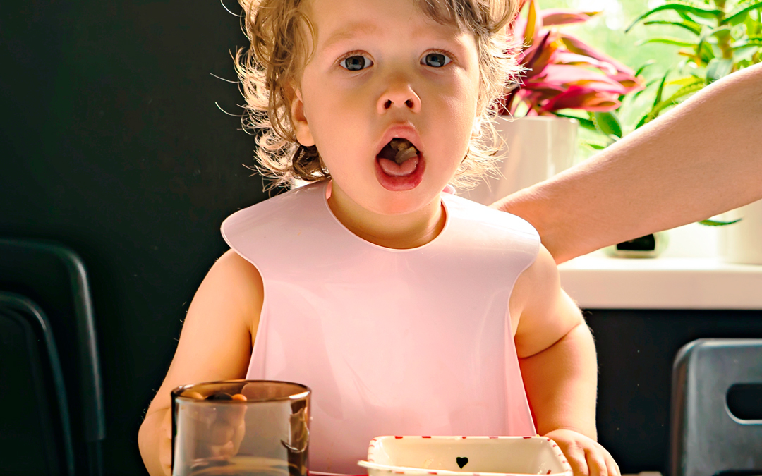 SUFOCAMENTO OU ENGASGO E A PREVENÇÃO NAS ESCOLAS - Creche Segura